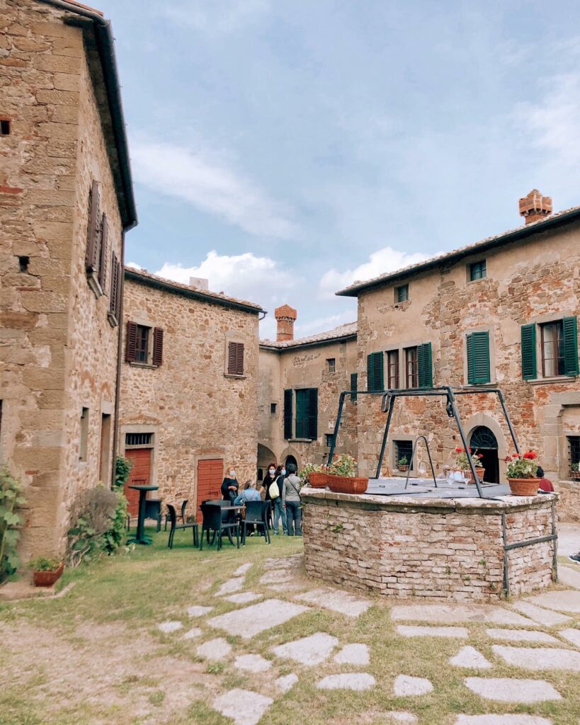 Cosa vedere in Valdichiana: il Castello di Gargonza | Castelli in Toscana