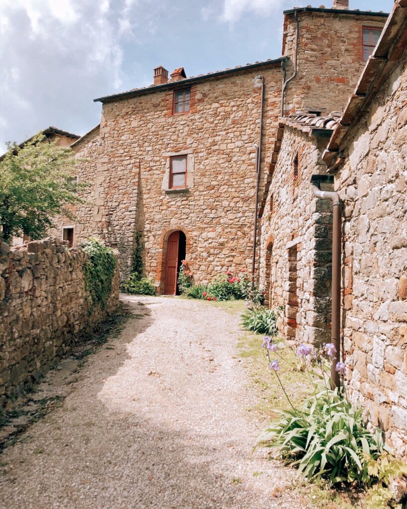 Cosa vedere in Valdichiana: il Castello di Gargonza | Castelli in Toscana