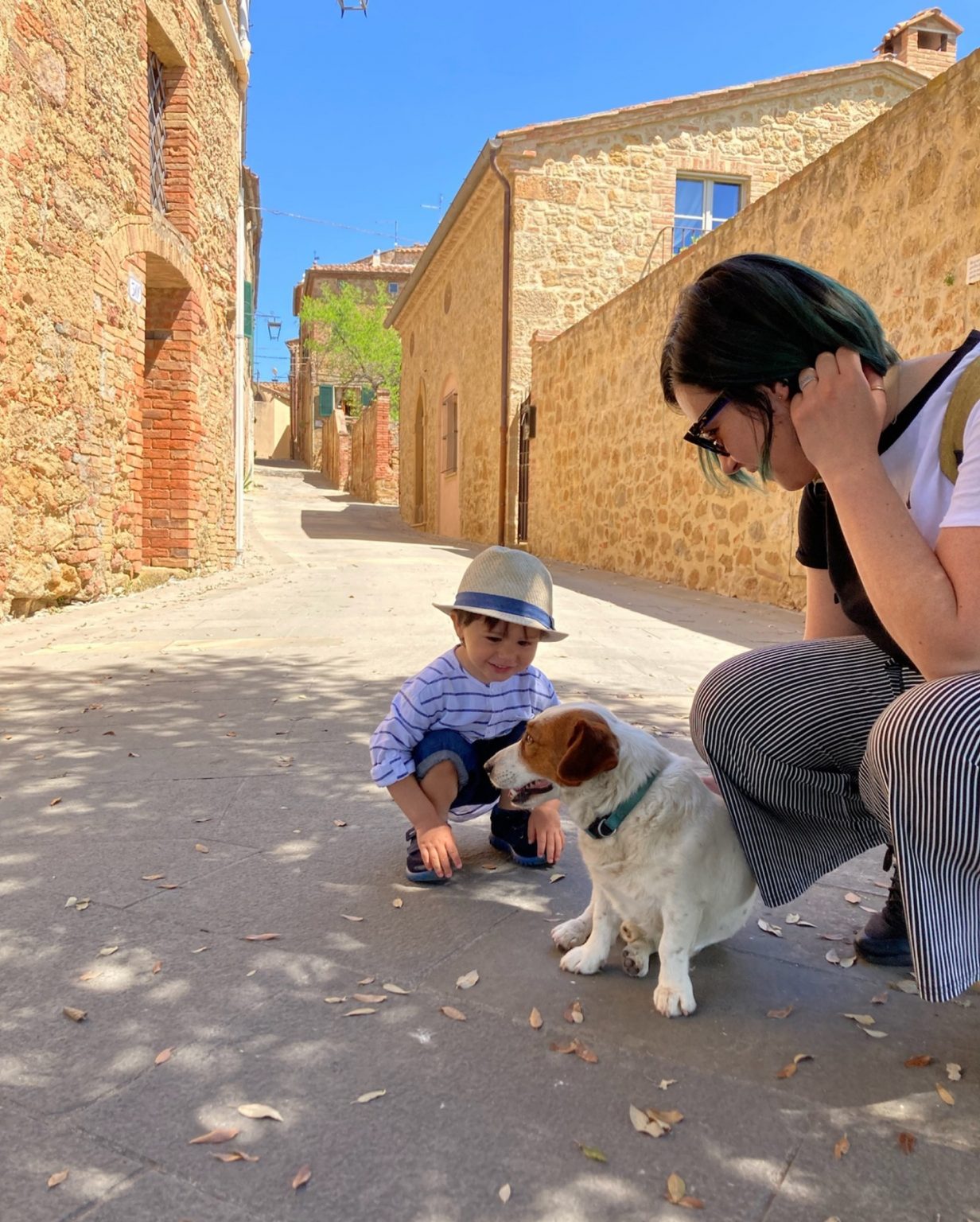 Castelmuzio, cosa vedere nel borgo salotto della Toscana | Borghi Toscana