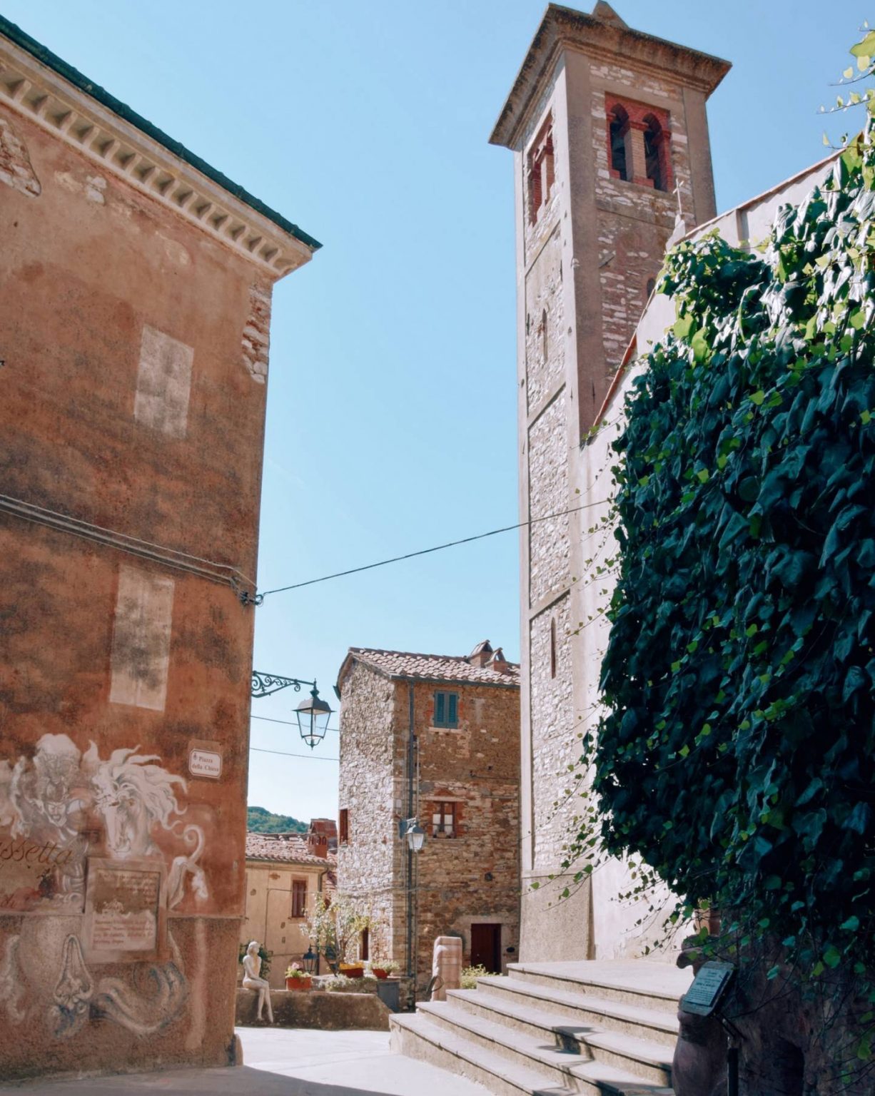 Sassetta, cosa vedere e cosa fare in questo borgo medievale nella Costa ...
