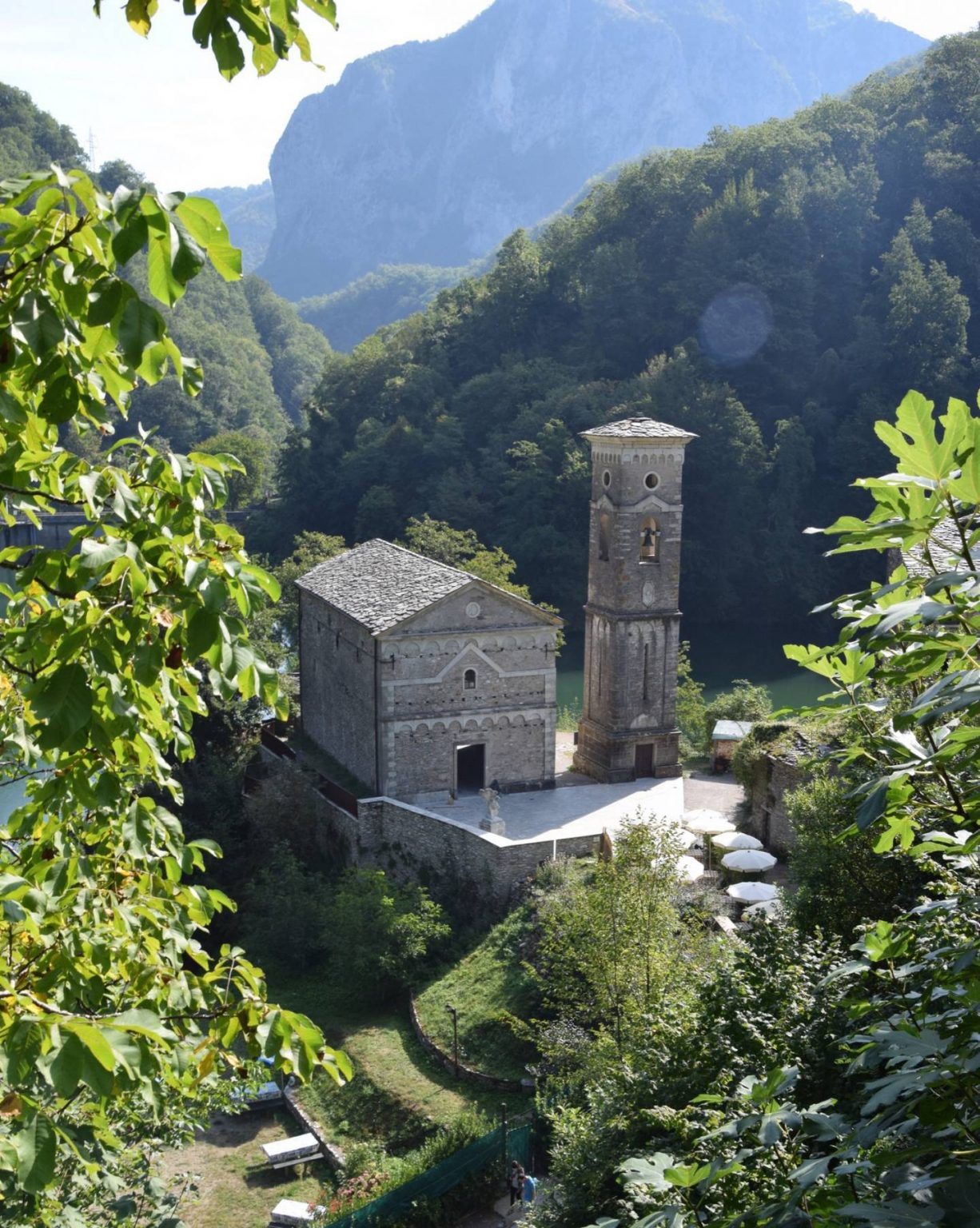 Isola Santa, cosa vedere in questo piccolo borgo meraviglia in ...