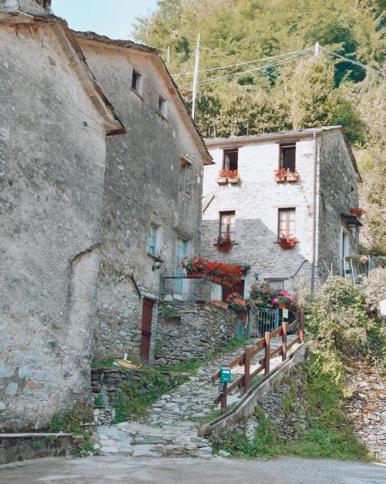 Isola Santa, cosa vedere in questo piccolo borgo meraviglia in ...