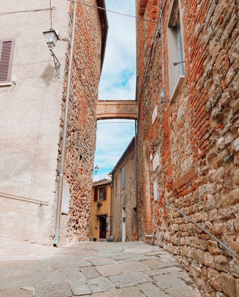 Scrofiano, cosa vedere in questo piccolo borgo nella Valdichiana Senese ...