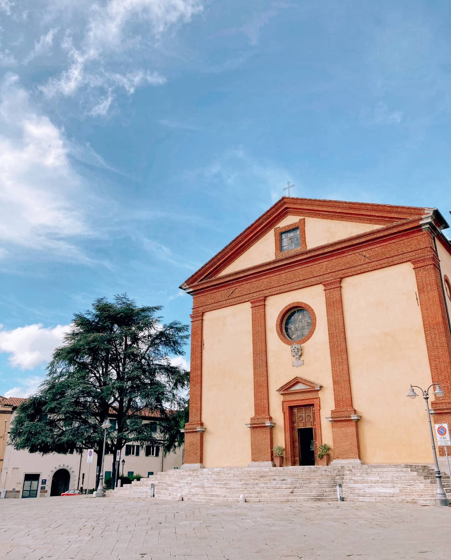 Sinalunga: cosa vedere e cosa fare in questo borgo in Valdichiana ...