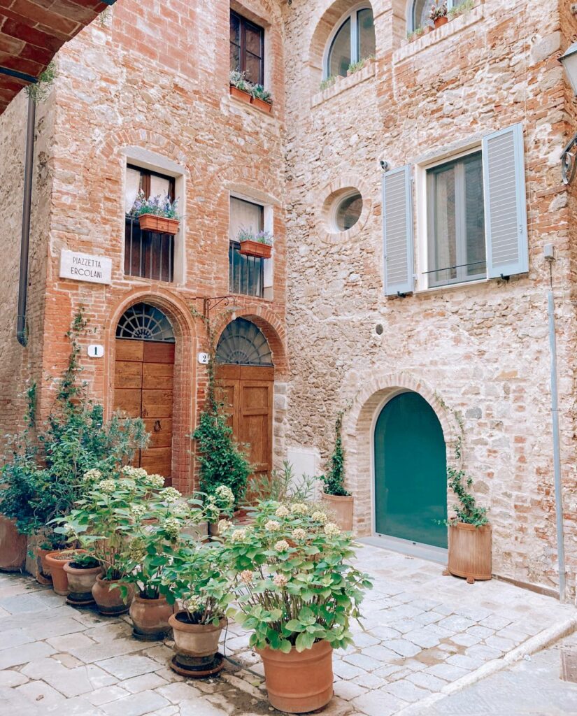 Sinalunga: cosa vedere e cosa fare in questo borgo in Valdichiana ...