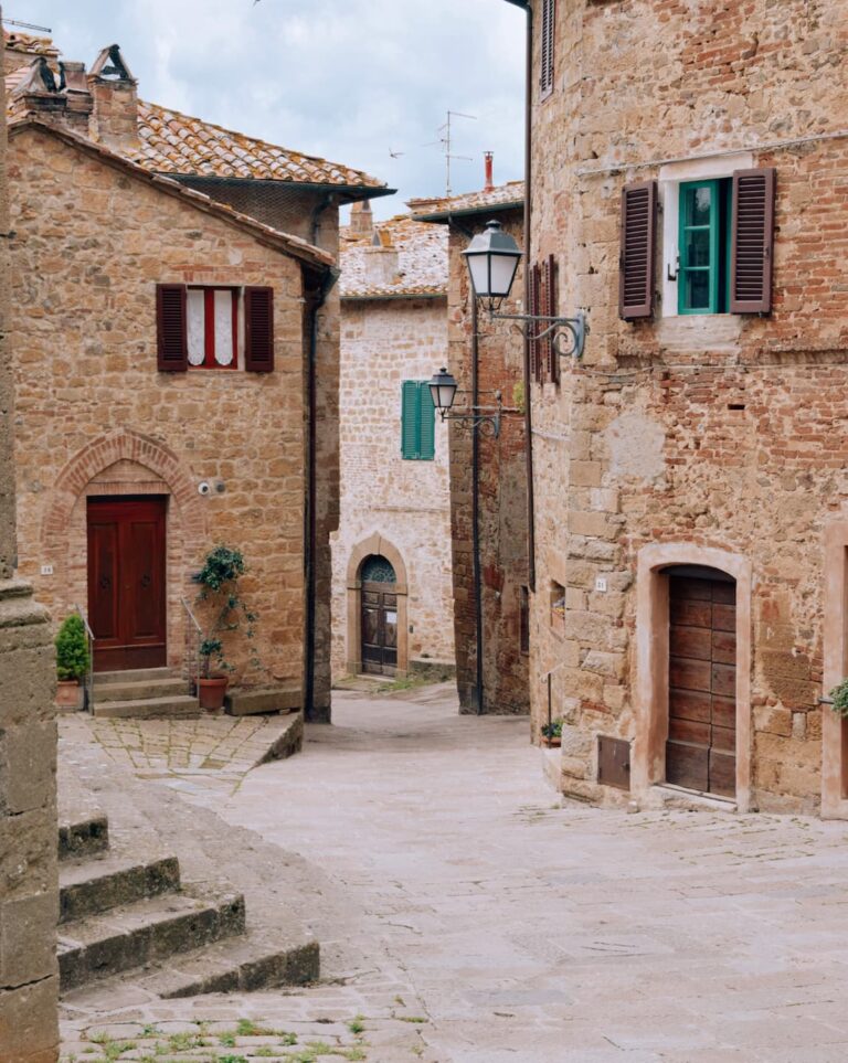 Monticchiello: cosa vedere e cosa fare in questo splendido borgo medievale in Val d'Orcia
