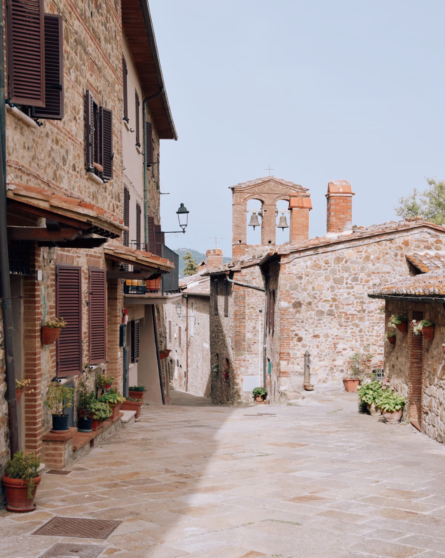 Contignano: cosa vedere e cosa fare in questo bel borgo in Val d'Orcia ...