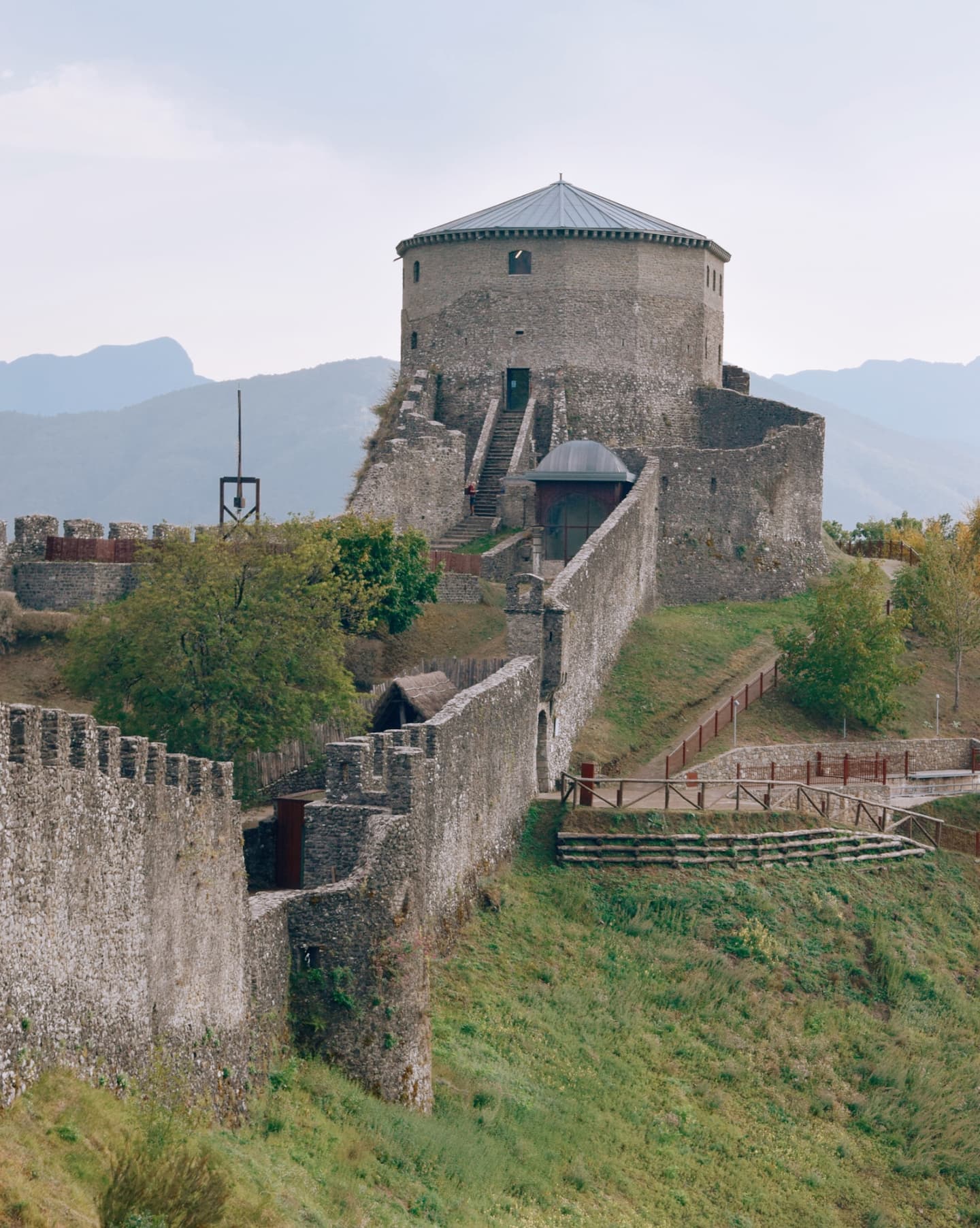 Cosa vedere in Garfagnana: visitare la Fortezza delle Verrucole ...