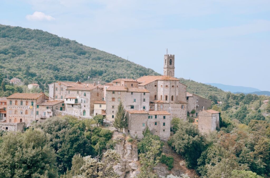 Itinerario in Val di Cecina: 10 luoghi da vedere | Borghi Toscana