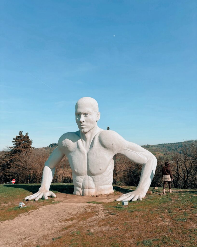 Giganti di Peccioli: info, foto e dove trovarli | Borghi Toscana
