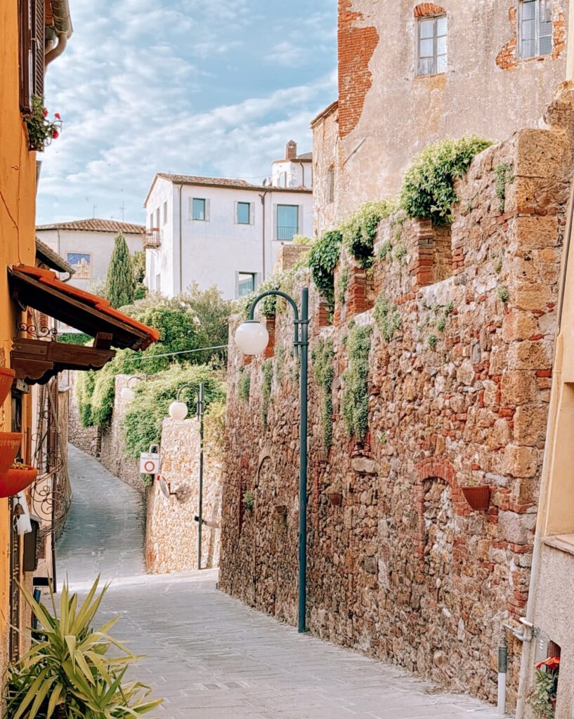 Montepescali: cosa vedere e cosa fare in questo borgo in Maremma ...